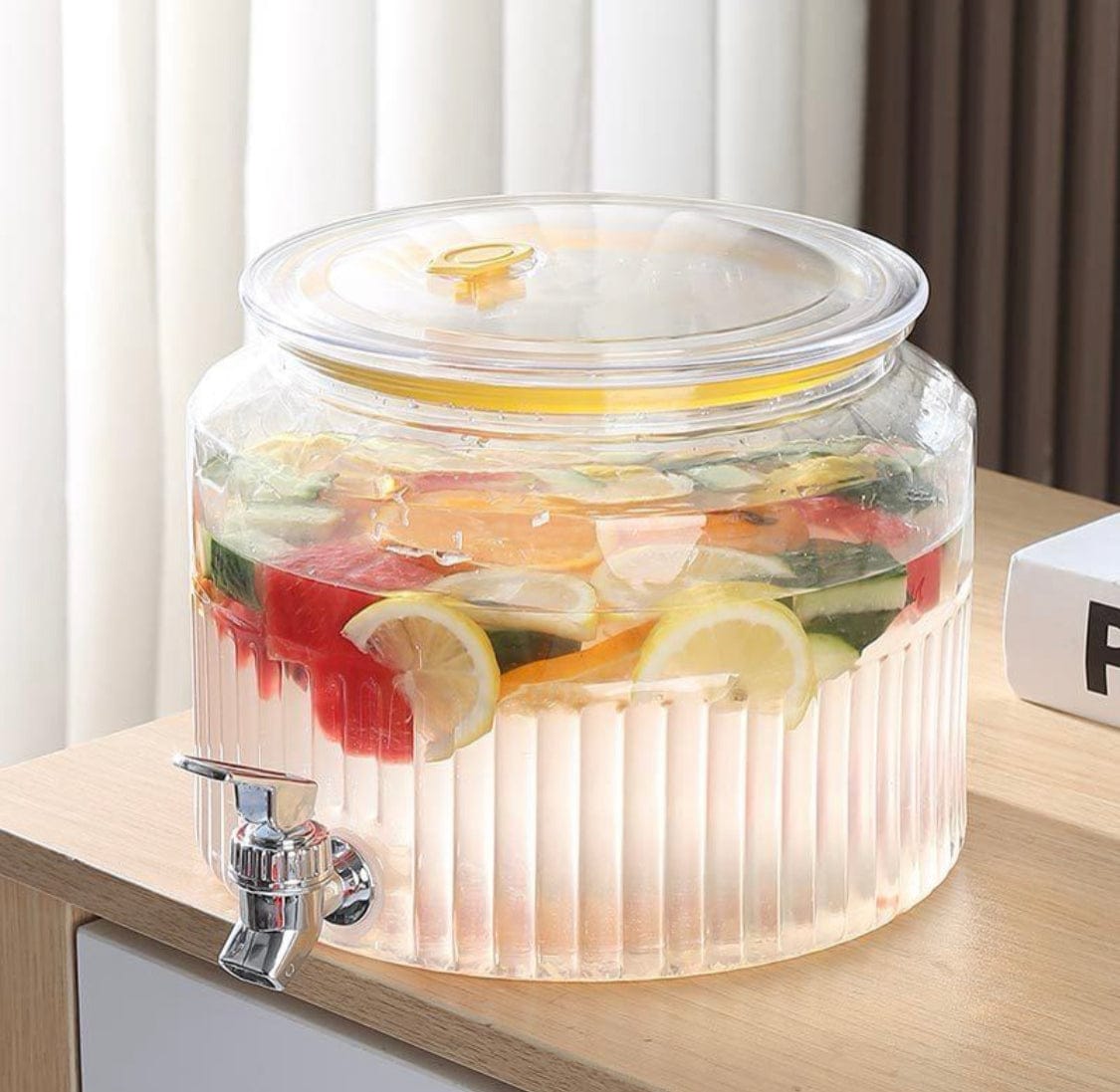 Acrylic Round Juice Container, Pot Beverage Dispenser, Fridge Juice Di